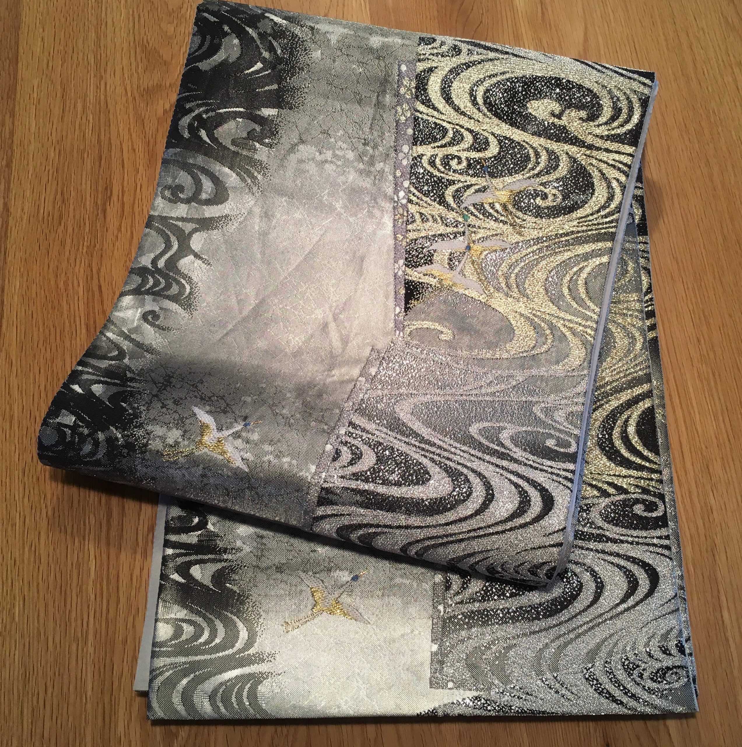 “Stream” The Obi and Japanese patterns – cafe93cool